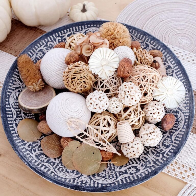 Table Centerpiece Decor How to Style your table centerpiece